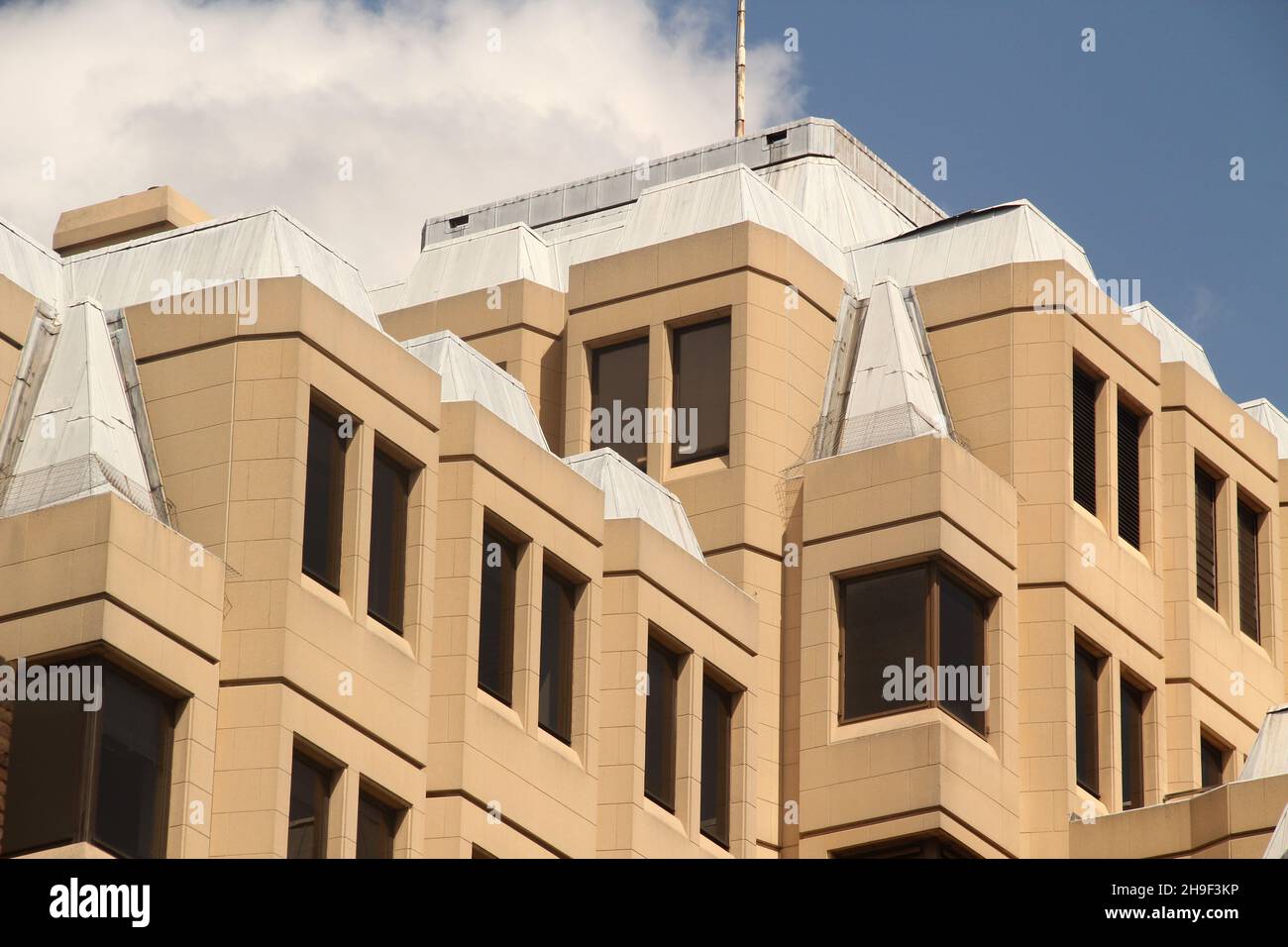 Creamy color stone building with a white roof in London Stock Photo - Alamy