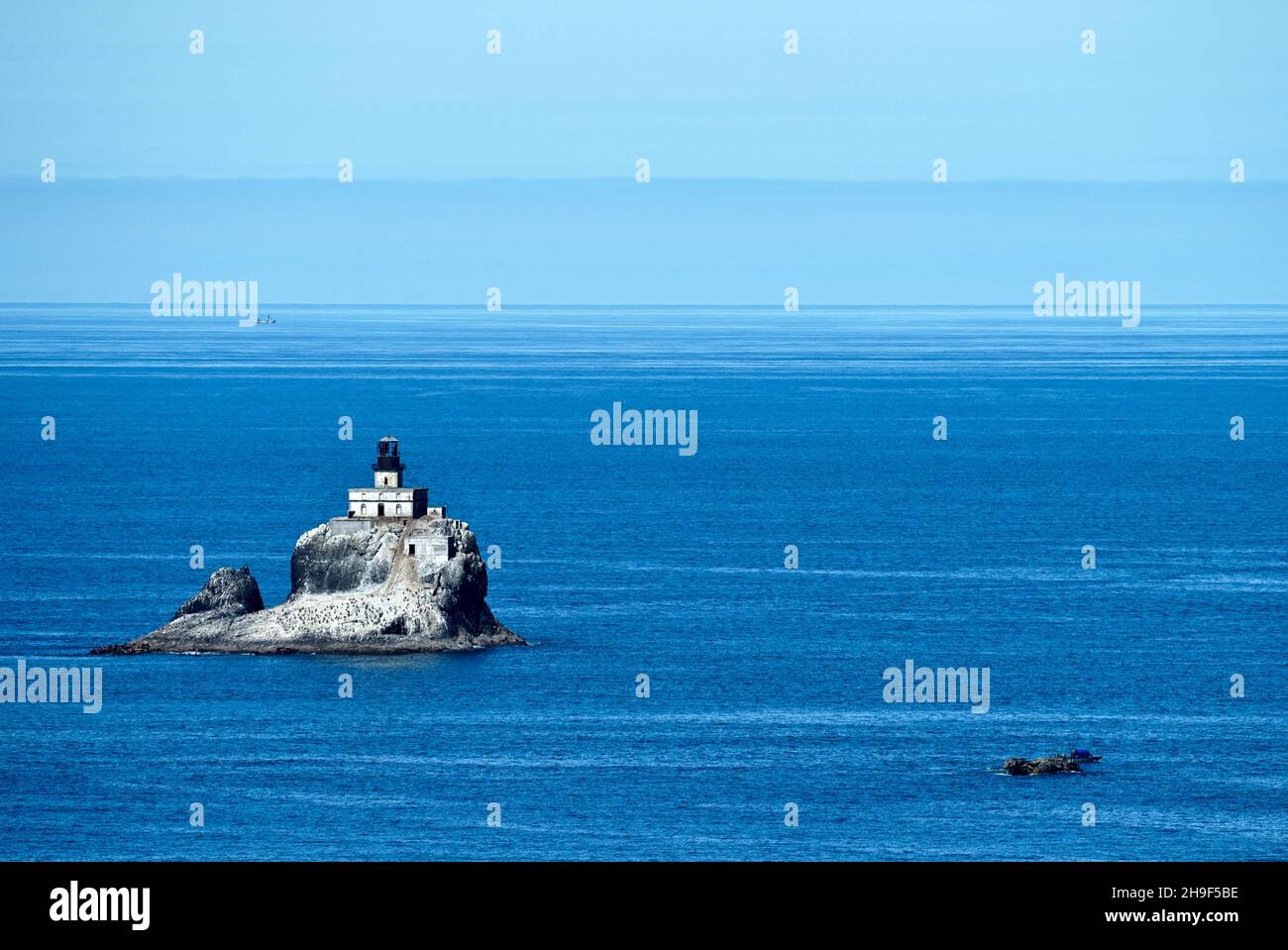Tillamook lighthouse hi-res stock photography and images - Alamy