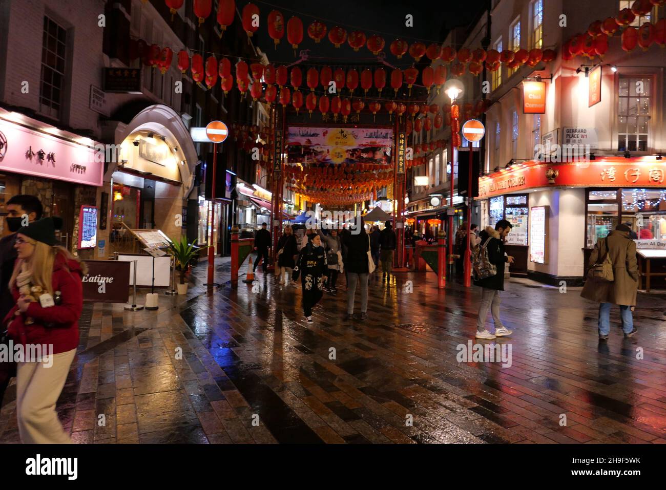 London chinese supermarkets hi-res stock photography and images - Alamy