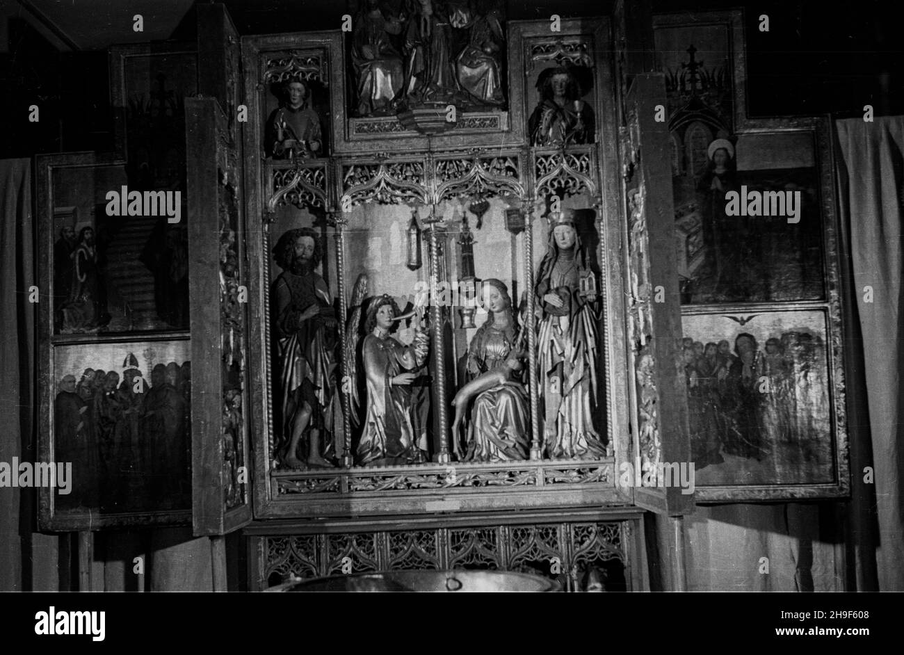 Muzeum narodowe national museum wroclaw Black and White Stock Photos ...