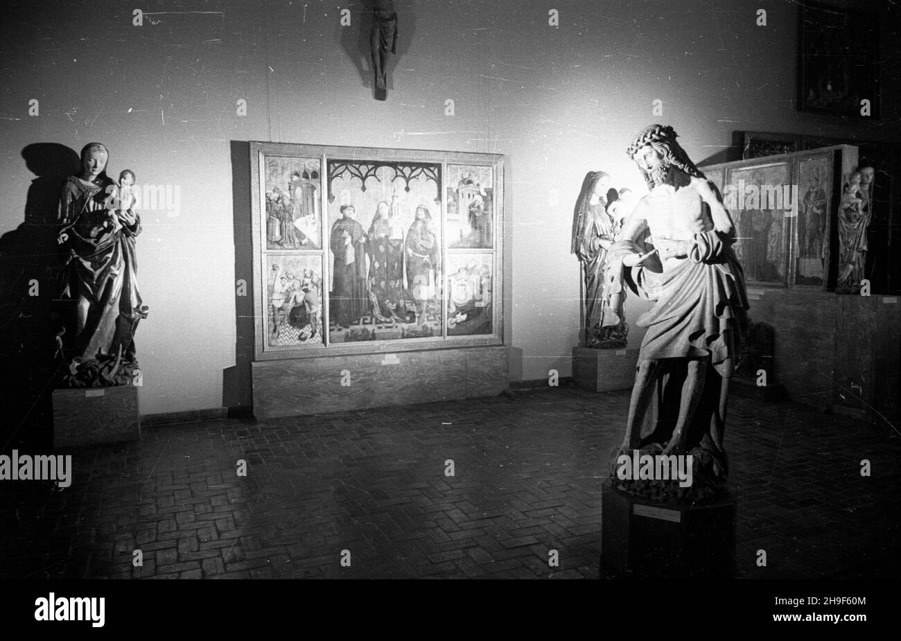 The national gallery of art ww2 hi-res stock photography and images - Alamy