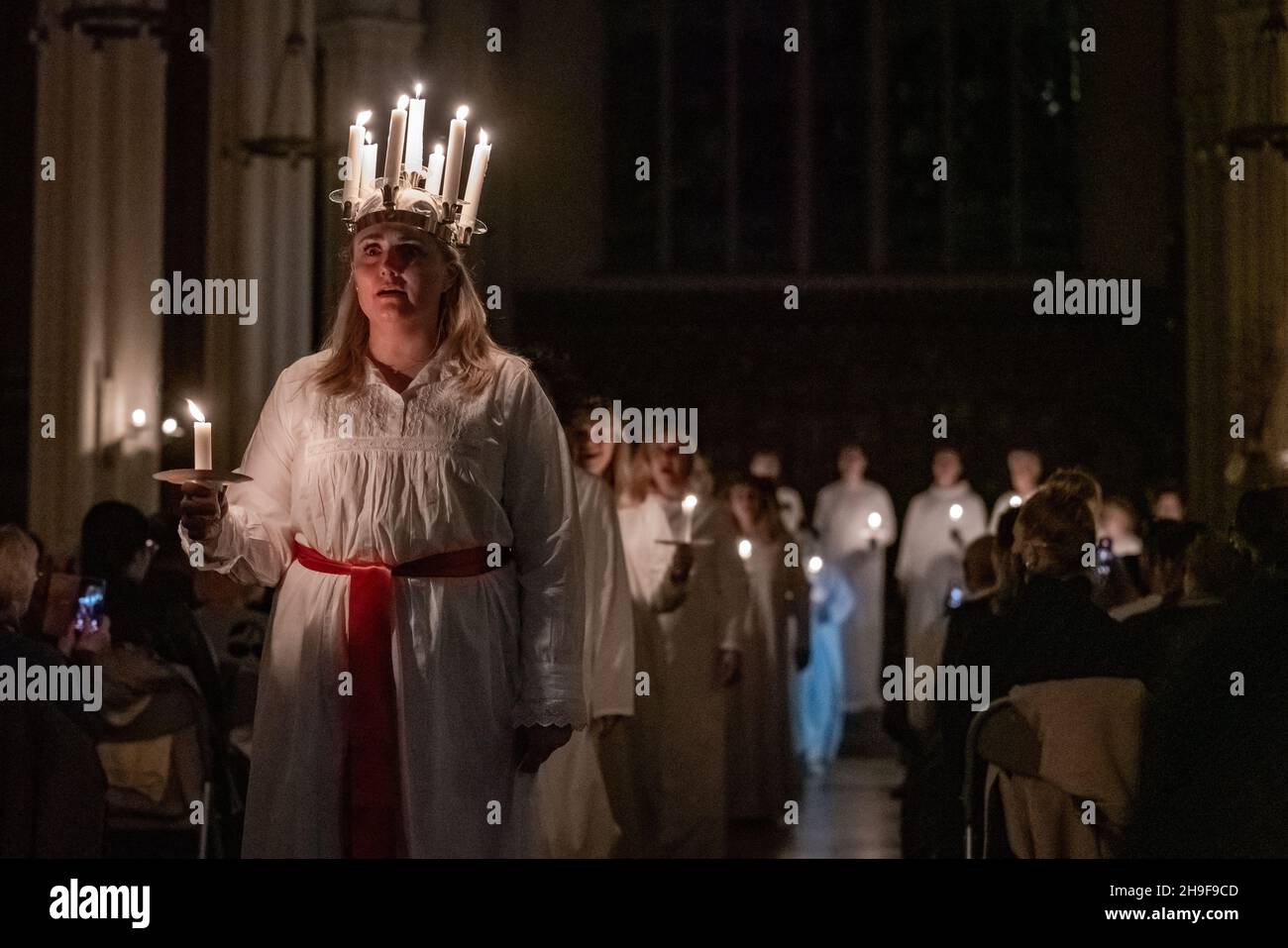 London, UK. 6th December, 2021. Sarah Evander, playing the role of ...