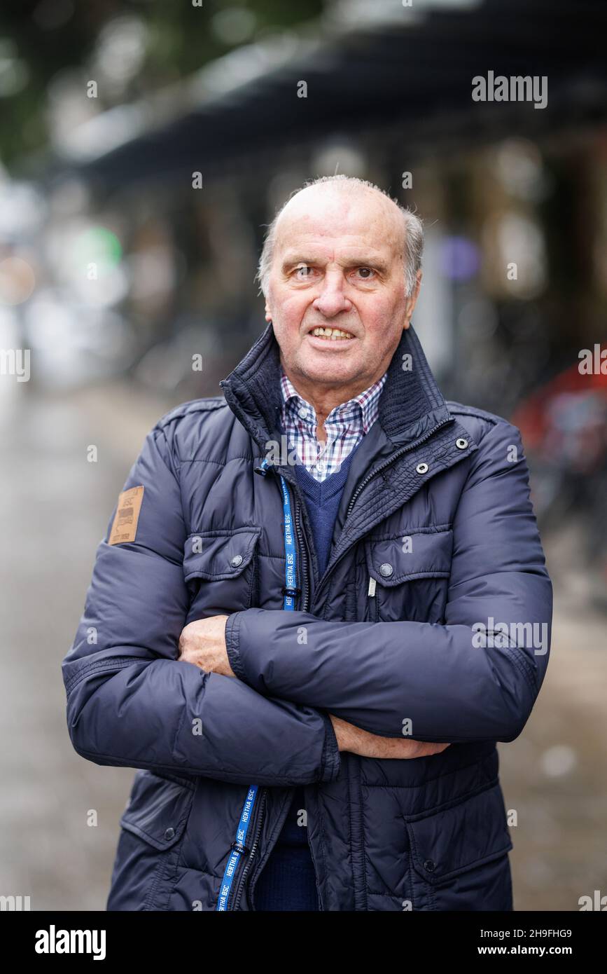 06 December 2021, Bavaria, Grünwald: Erich Beer, former German football ...
