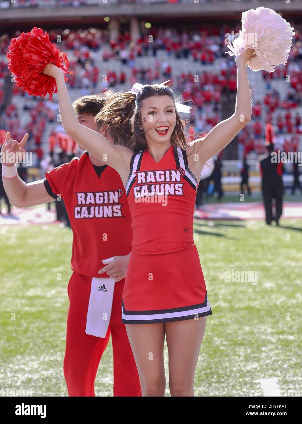 Cheerleading championship 2021 hi-res stock photography and images - Alamy