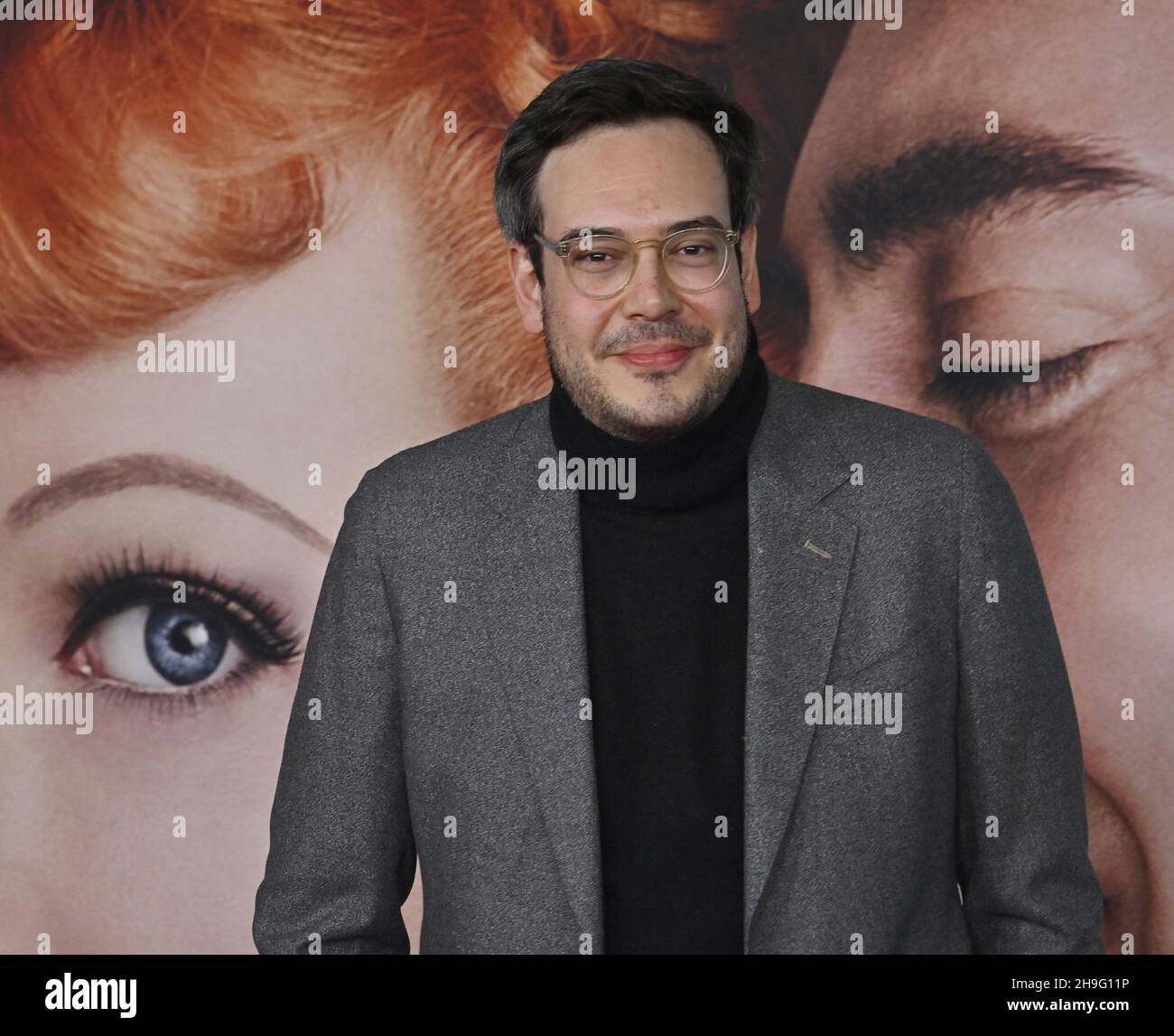 Los Angeles, United States. 07th Dec, 2021. Cast member Nelson Franklin ...