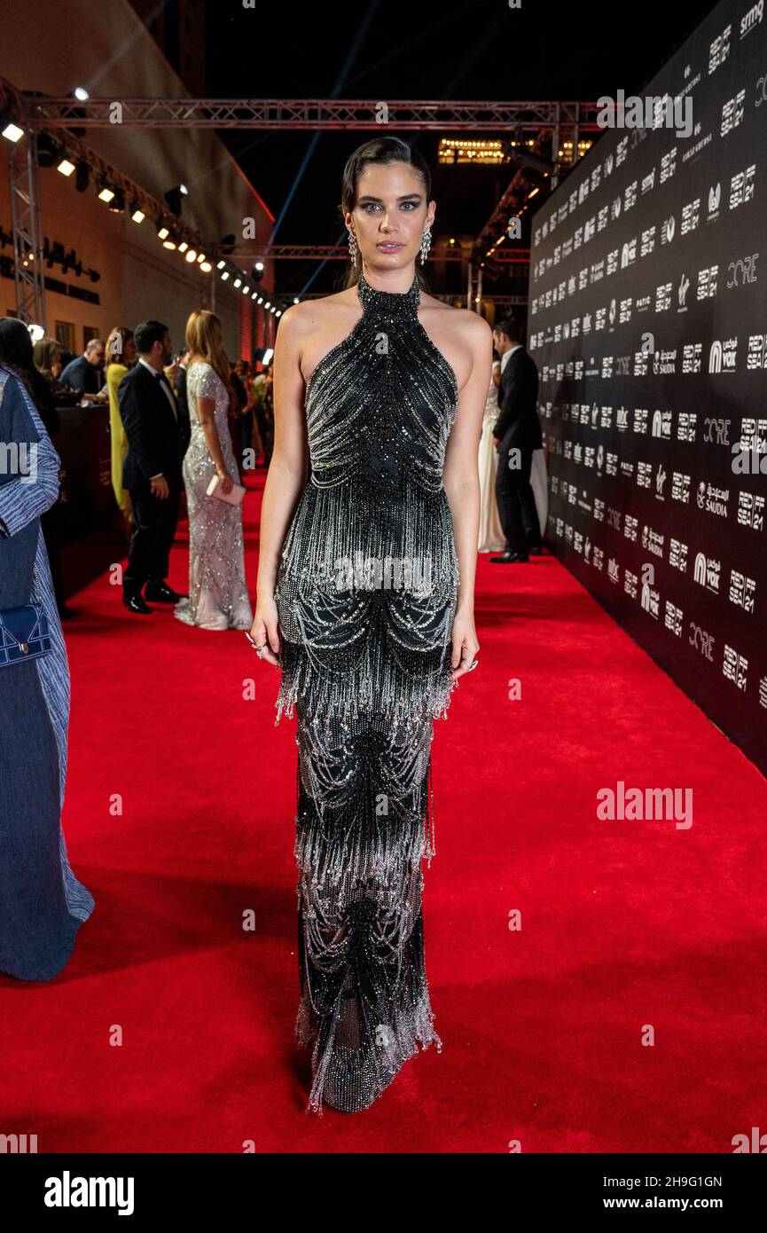 Jaddah, Saudi Arabia. 06th Dec, 2021. Portuguese model Sara Sampaio walks the red carpet as she ...