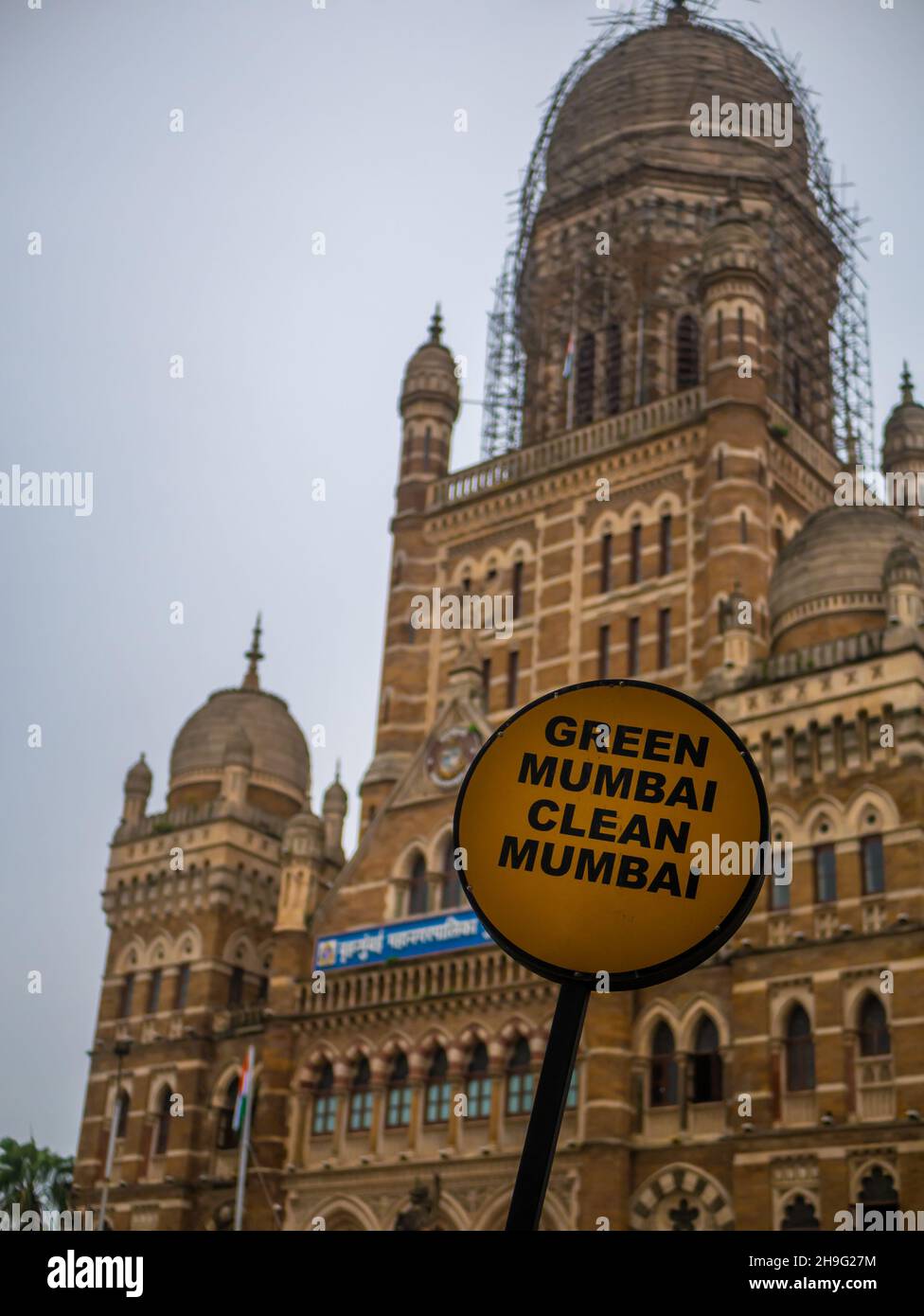 MUMBAI, INDIA - October 2, 2021 : Green Mumbai Clean Mumbai sign board ...