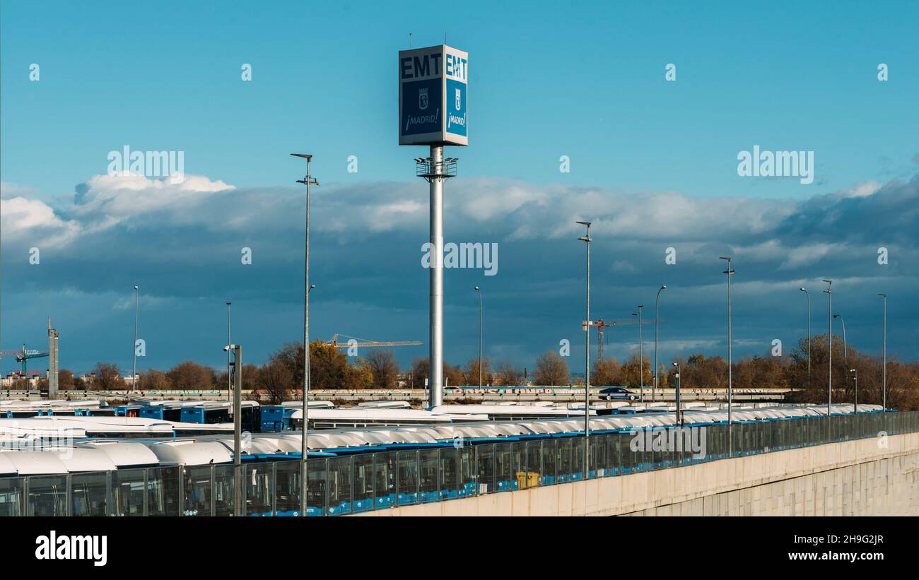 EMT (Empresa Municipal de Transportes de Madrid) bus depot in ...