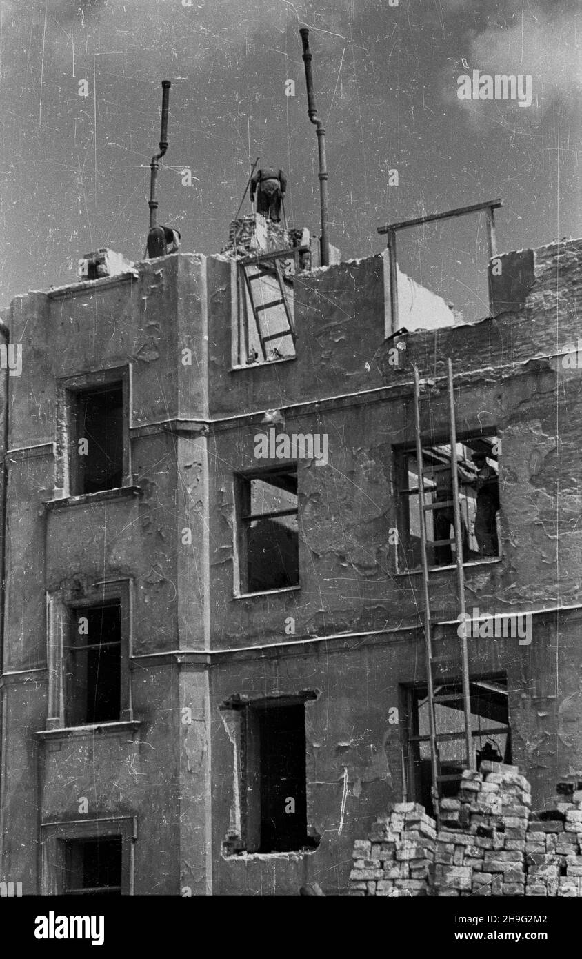 Post ww2 reconstruction hi-res stock photography and images - Alamy