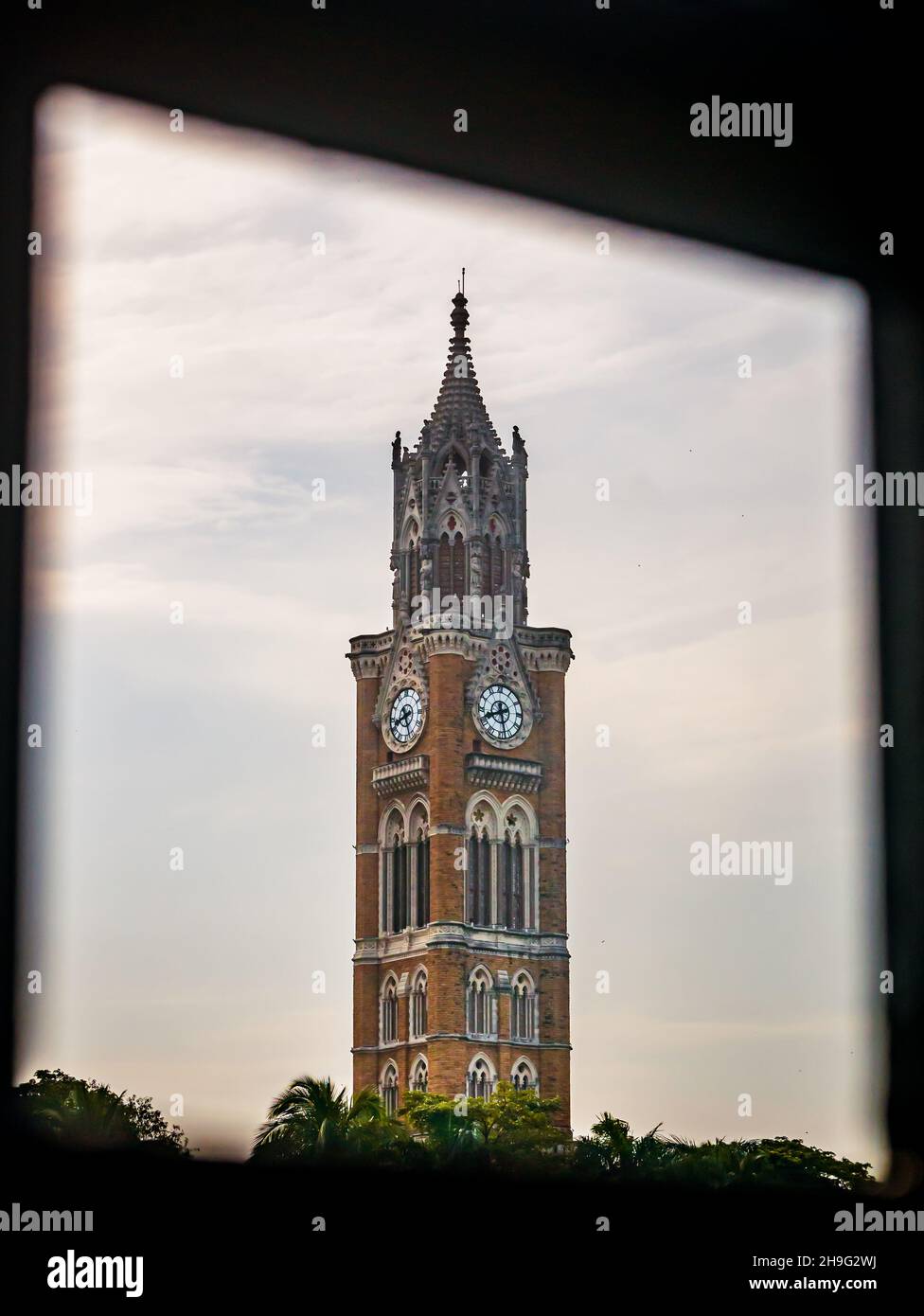 Heritage architecture of University of Mumbai located in Fort Mumbai ...