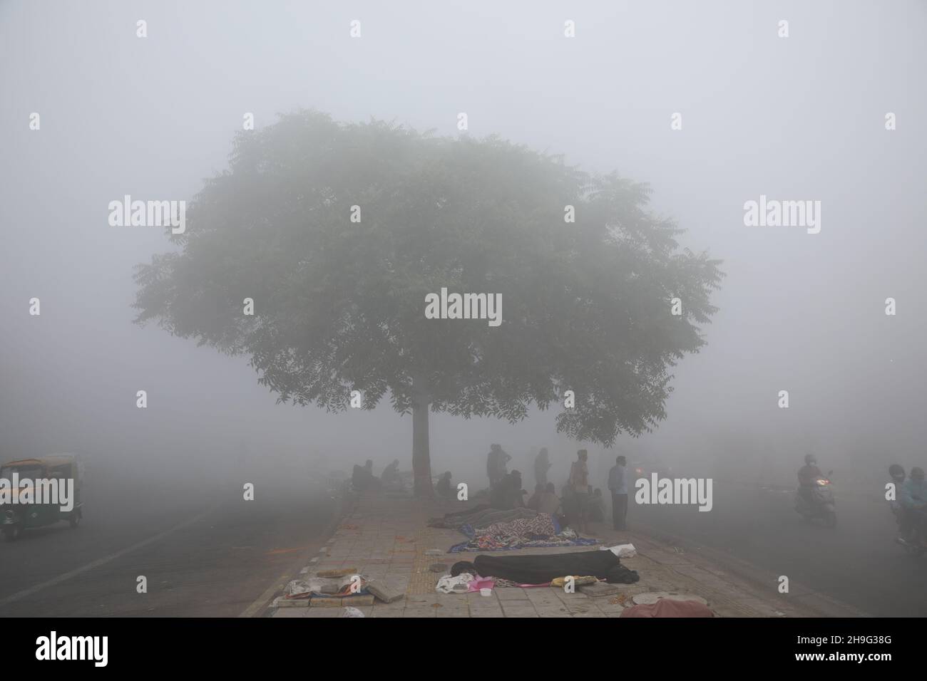 A view of New Delhi, India amid heavy smog and air pollution in winter ...