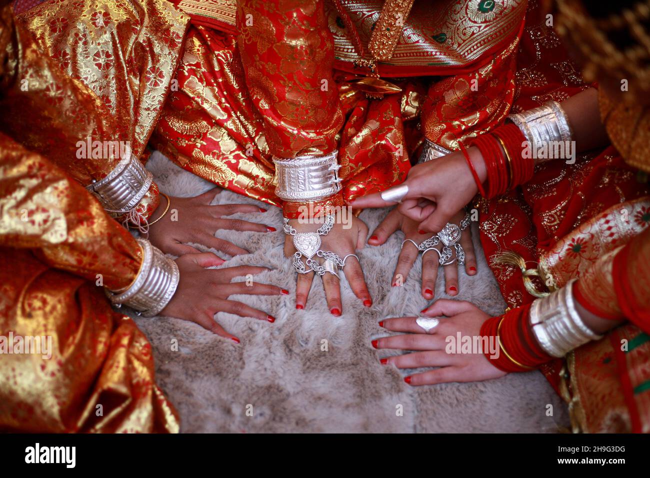 Bhaktapur, Bagmati, Nepal. 7th Dec, 2021. Girls in newari attire takes ...