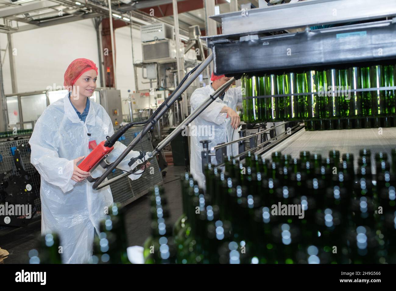 Working equipment bottled water plant hi-res stock photography and ...