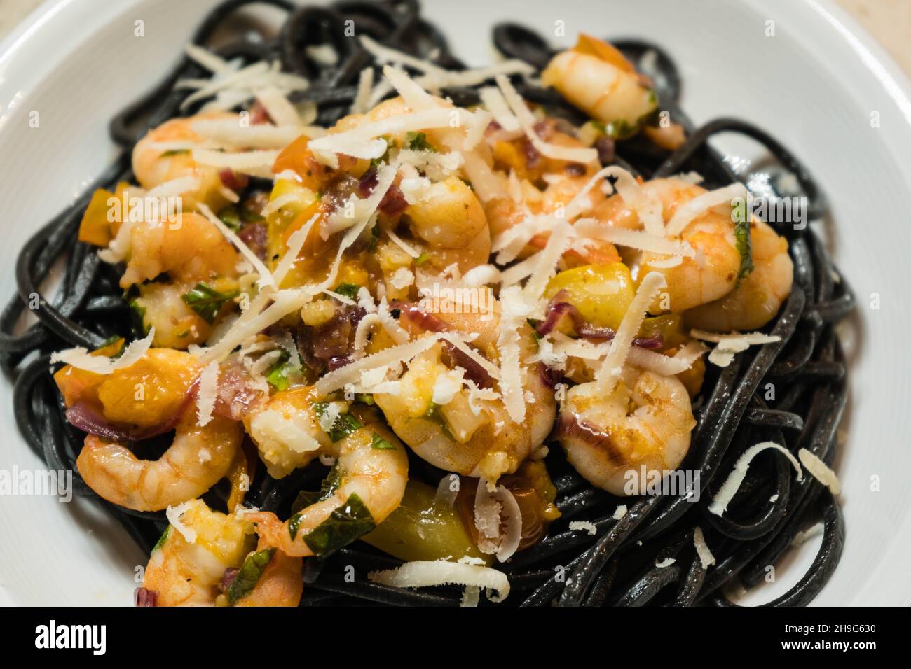 Spaghetti alla busara pasta with shrimps an Italien specialty Stock ...