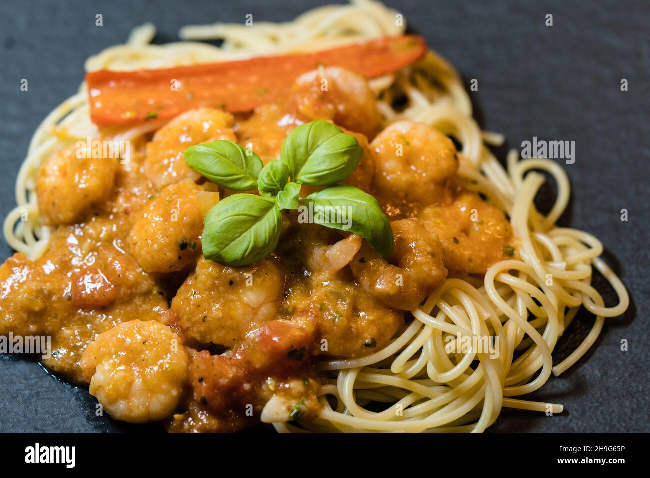 Spaghetti alla busara pasta with shrimps an Italien specialty Stock ...