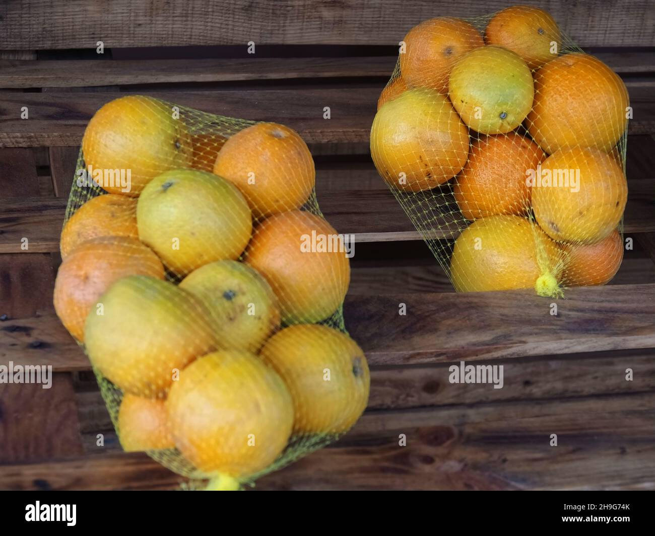 Citrus fruit and net hi-res stock photography and images - Alamy