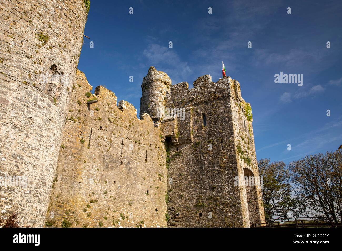 Manorbier village wales hi-res stock photography and images - Alamy