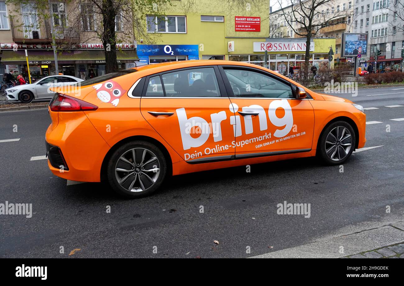 Bring express hi-res stock photography and images - Alamy