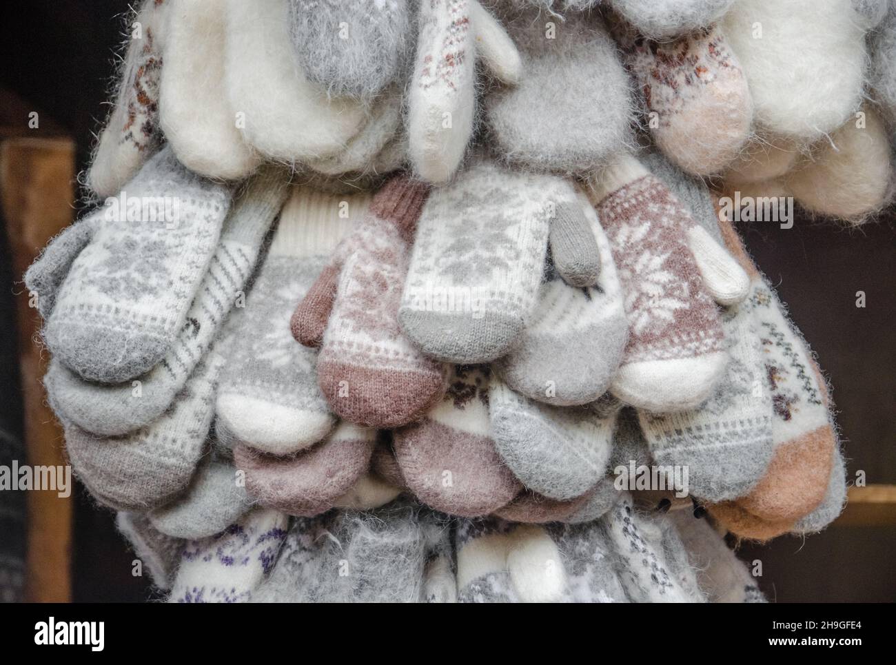 Grey woolen knitted fabric hi-res stock photography and images - Alamy