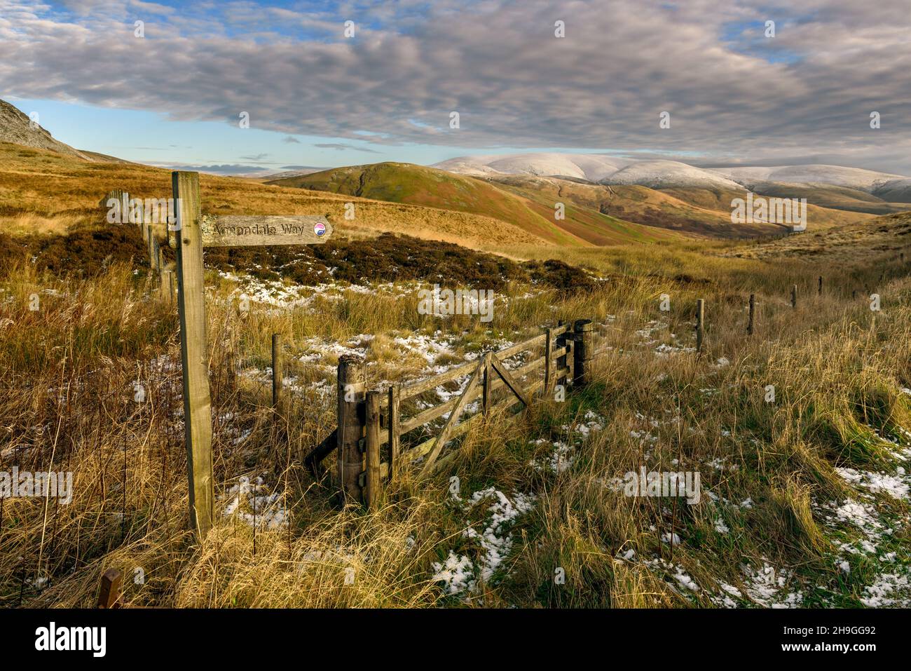 Scottish borders landscape hi-res stock photography and images - Alamy
