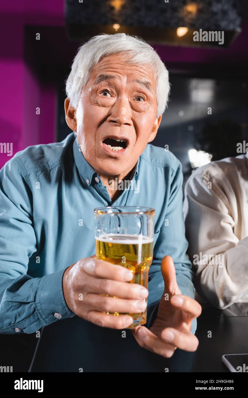 Shocked fans hi-res stock photography and images - Alamy