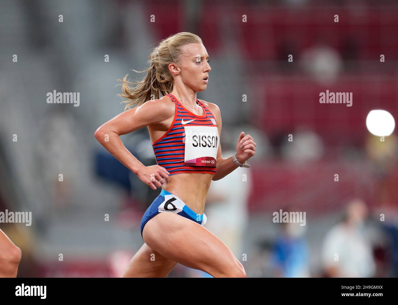 Emily Sisson competing in the 10,000 meters of the 2020 Tokyo Olympics ...