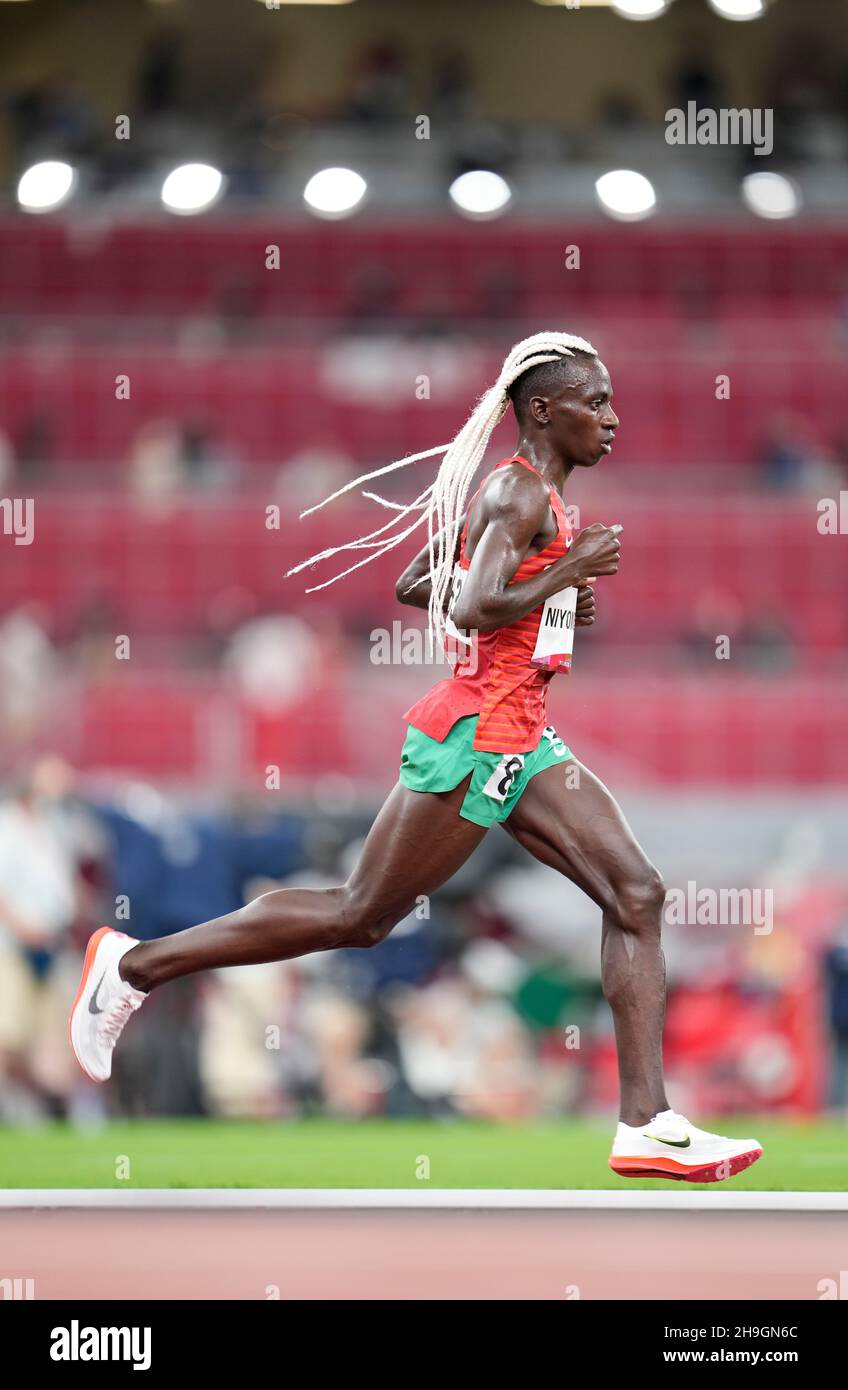 Francine Niyonsaba competing in the 10,000 meters of the 2020 Tokyo ...