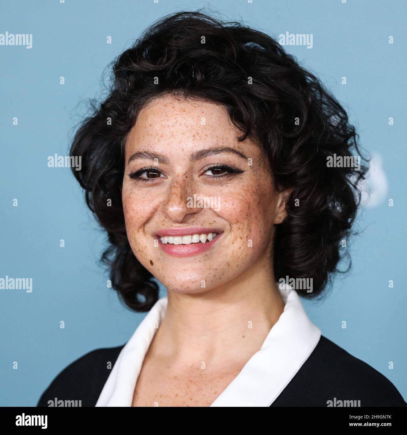 Alia Shawkat Blog