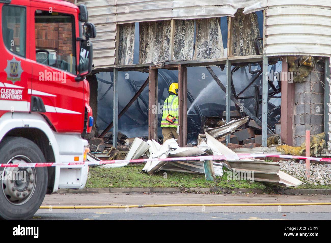 Warehouse fires hi-res stock photography and images - Alamy