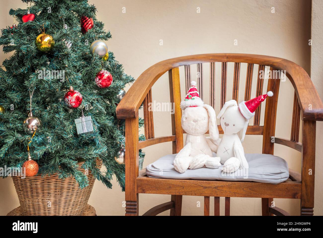 Christmas bunnies hi-res stock photography and images - Alamy