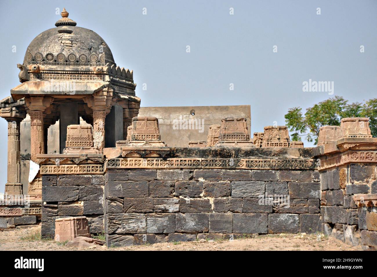 Ancient Indian Architecture. historical place or structure of worship ...