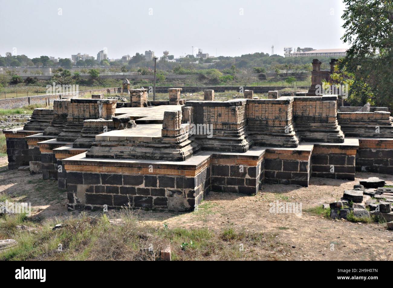 Ancient Indian Architecture. historical place or structure of worship ...