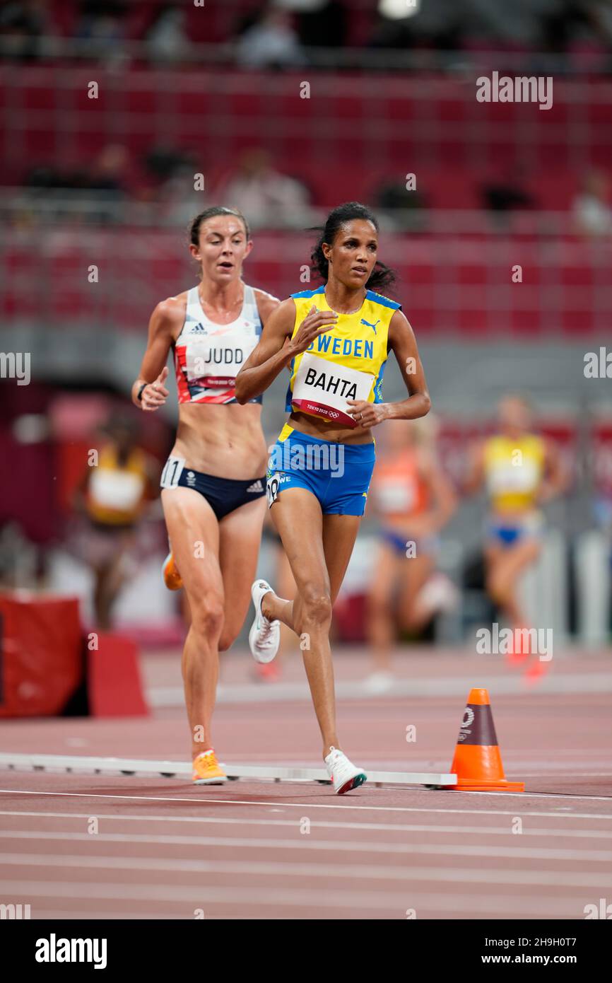 Meraf Bahta competing in the 10,000 meters of the 2020 Tokyo Olympics ...