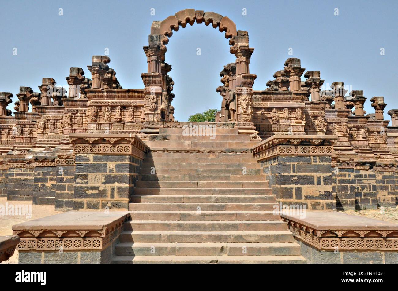 Ancient Indian Architecture. antique ancient archeology of asia india ...