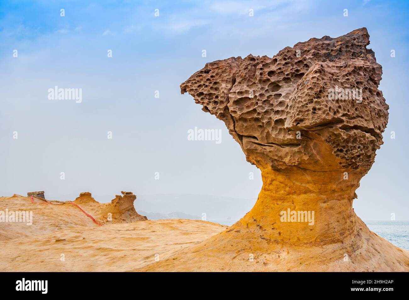 Geological rock formations in Yehliu Geopark on the Taiwan coast Stock ...