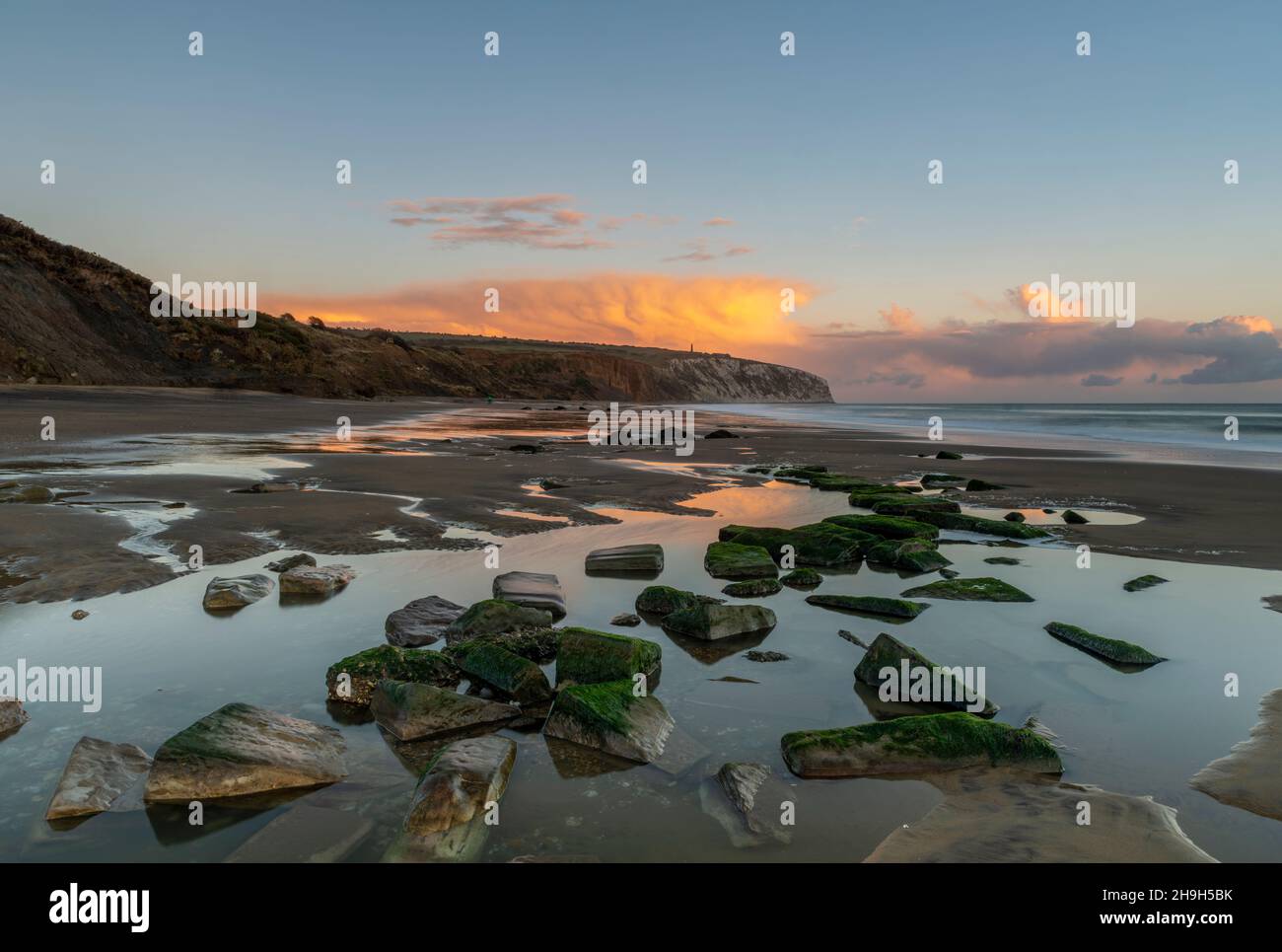 Sandown beach isle of wight pools hi-res stock photography and images ...