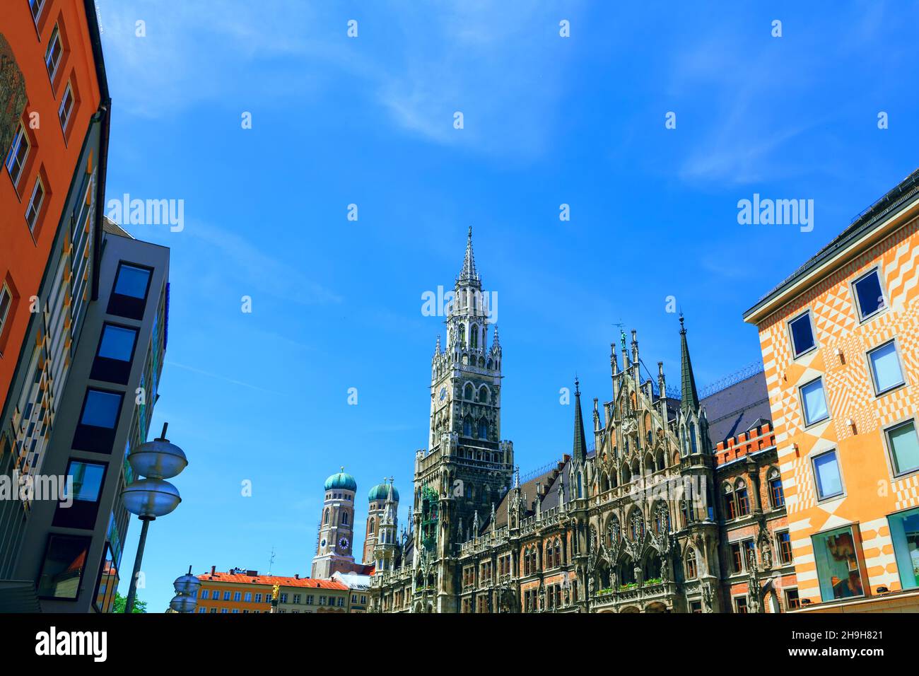 Munich neues rathaus rooftop hi-res stock photography and images - Alamy