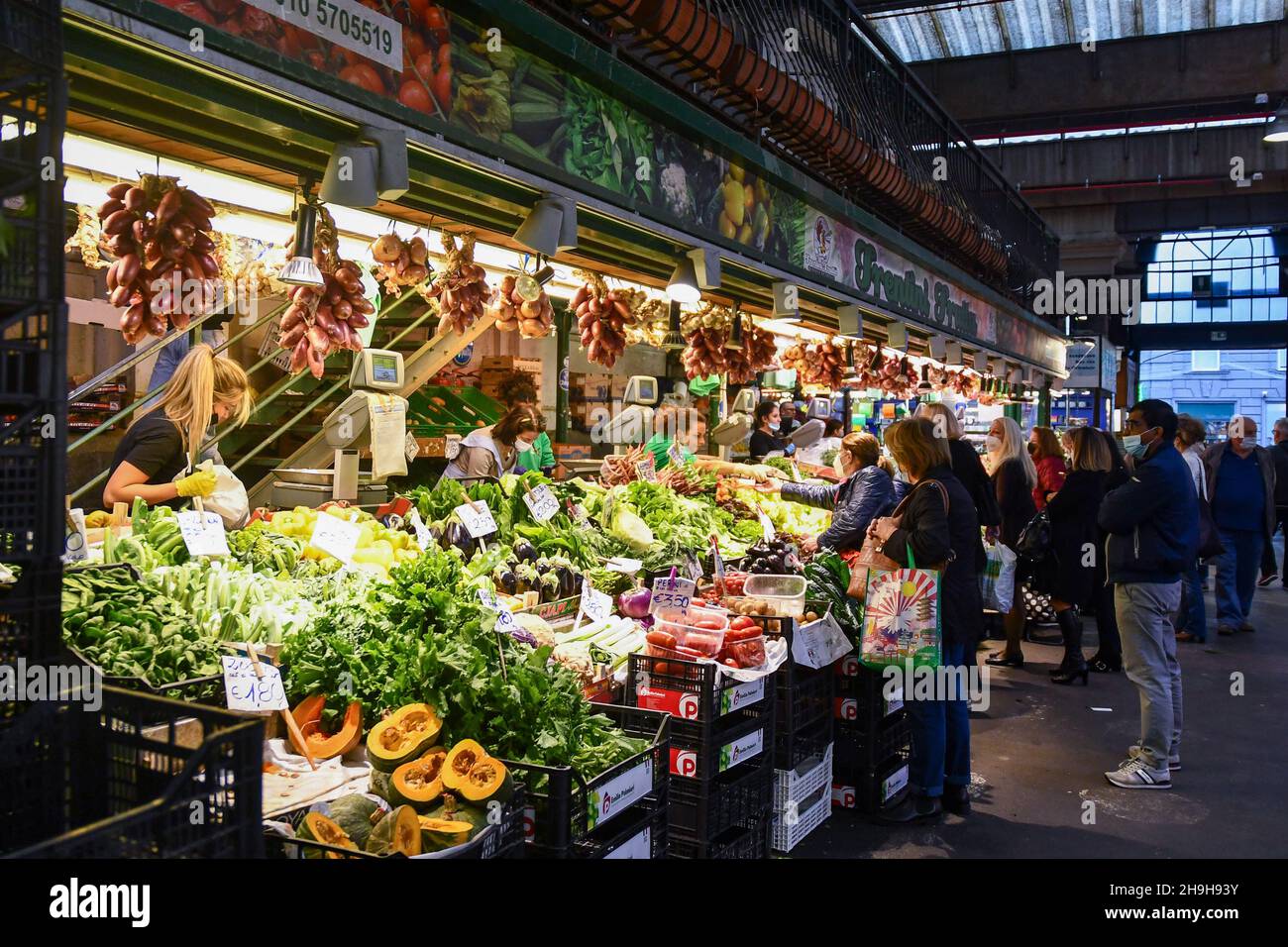 Mog mog hi-res stock photography and images - Alamy