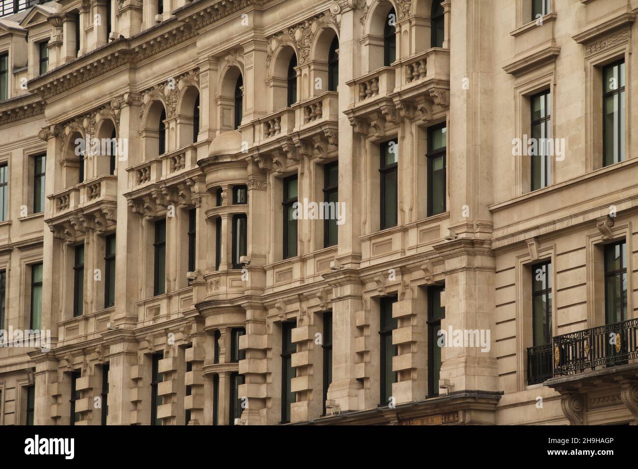 Traditional architecture and streets of London Stock Photo - Alamy