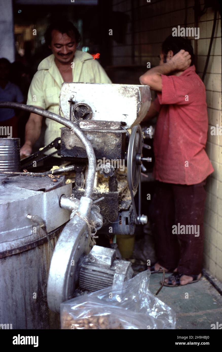 Merida mexico tortilla bakery hi-res stock photography and images - Alamy