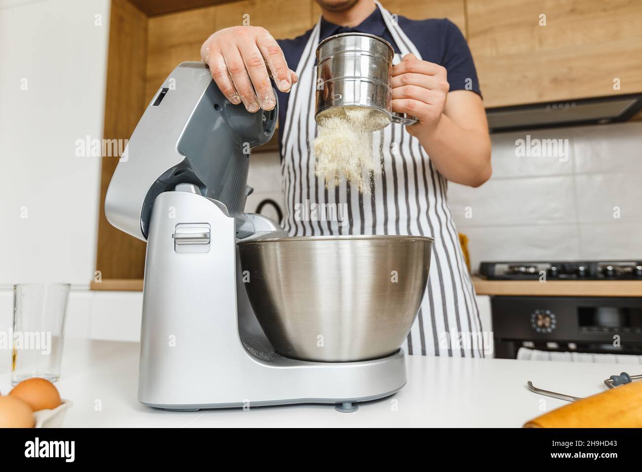 Chef domestic hi-res stock photography and images - Alamy