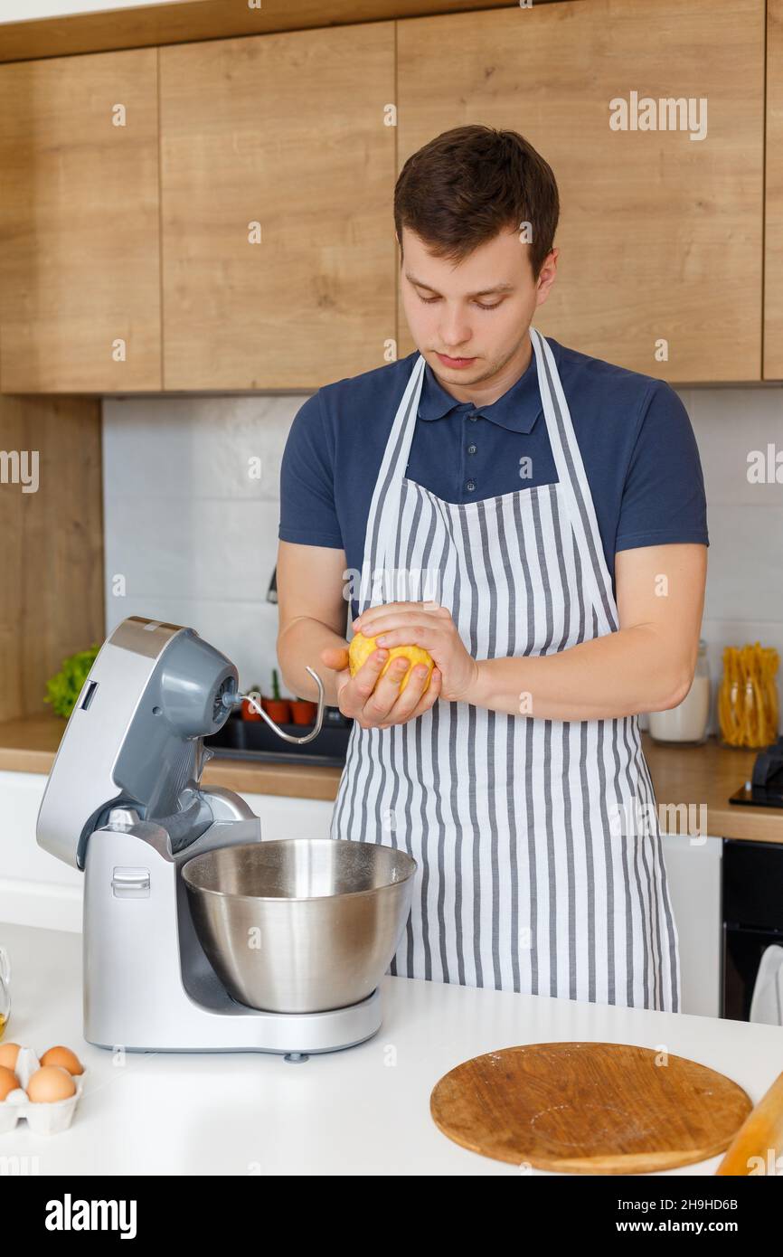 Domestic bakery hi-res stock photography and images - Alamy