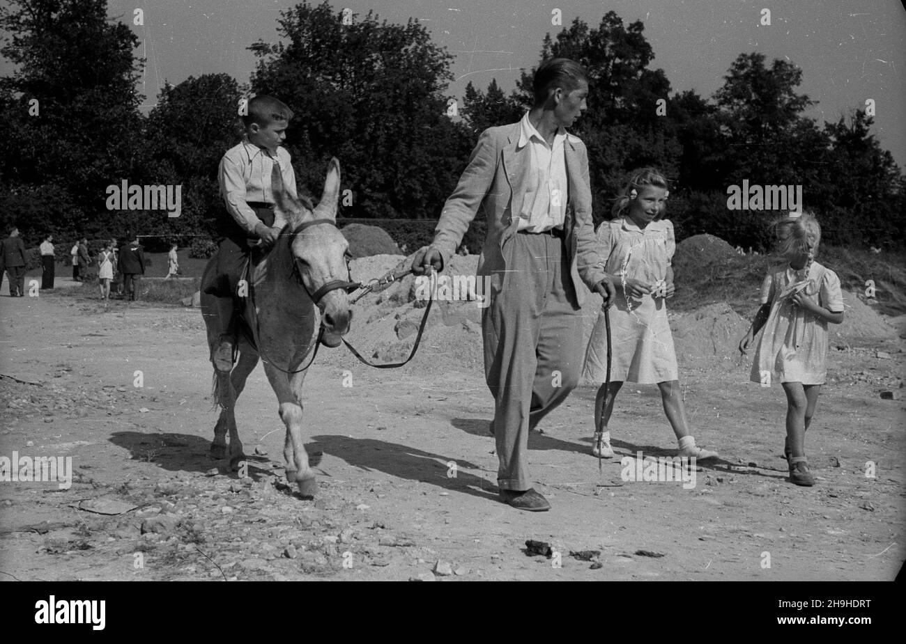 Warszawa, 1948-07-22. Narodowe Œwiêto Odrodzenia Polski, obchodzone 22 ...