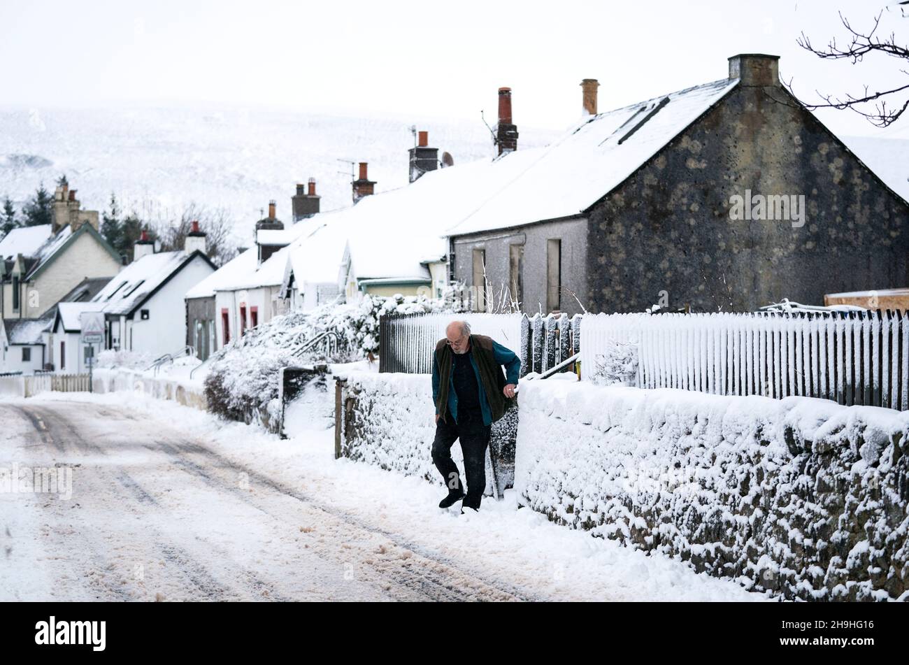 Snowfall in Leadhills, South Lanarkshire as Storm Barra hits the UK and ...