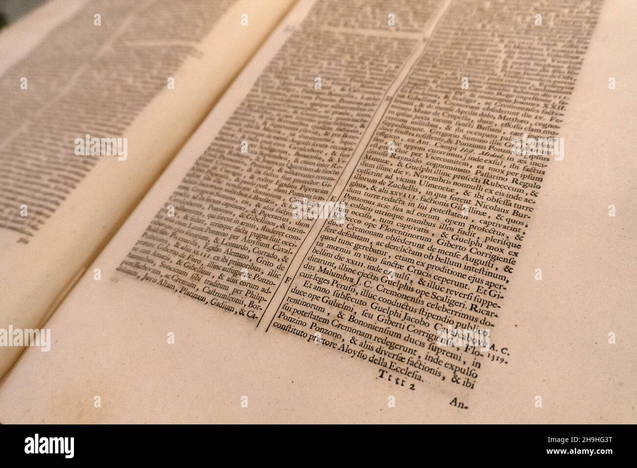 Medieval text study hi-res stock photography and images - Alamy