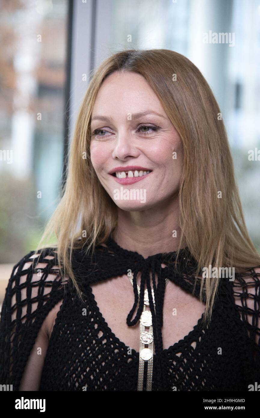 Vanessa Paradis attending the Chanel Metiers D'Art 2021-2022 show at Le ...