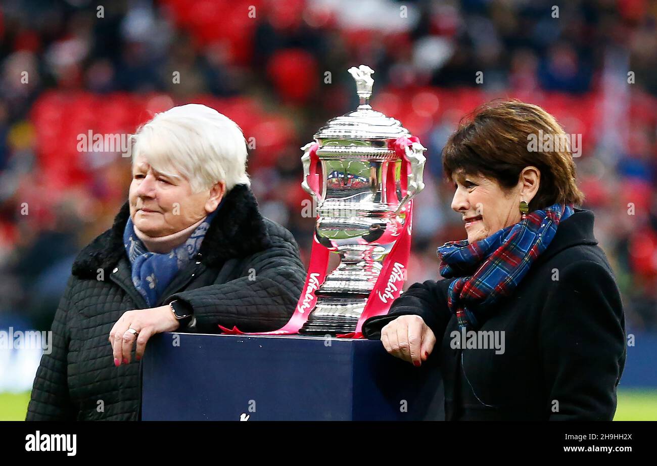 Lesley cook hi-res stock photography and images - Alamy