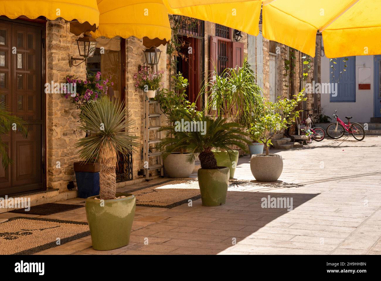 Decorated greek house hi-res stock photography and images - Alamy