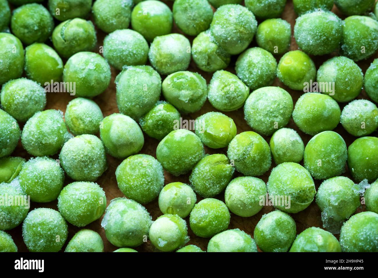 Peas frozen pile hi-res stock photography and images - Alamy