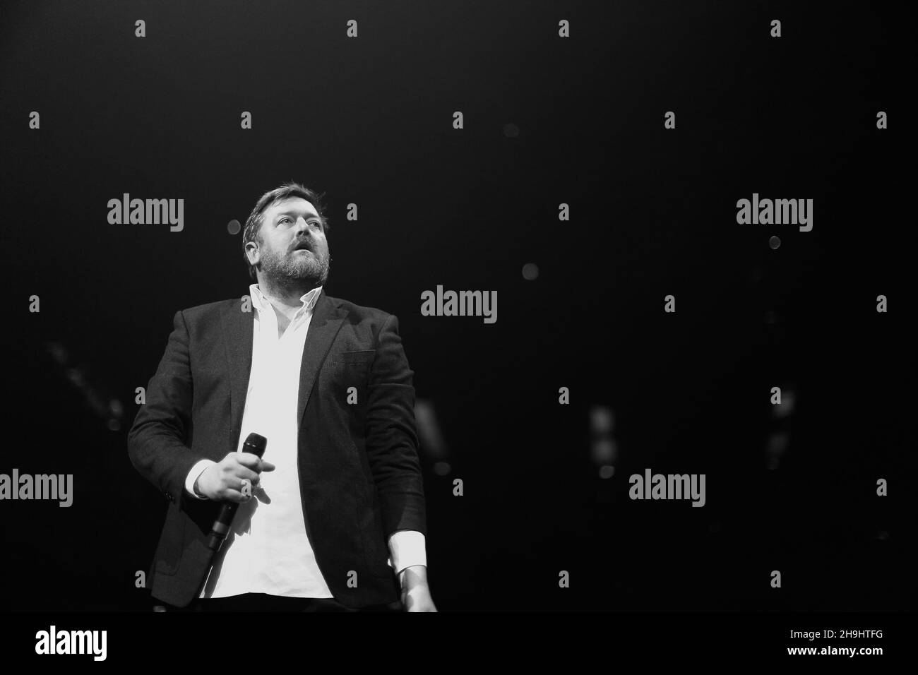 Guy Garvey of Elbow live at the O2 during the last gig of their current ...